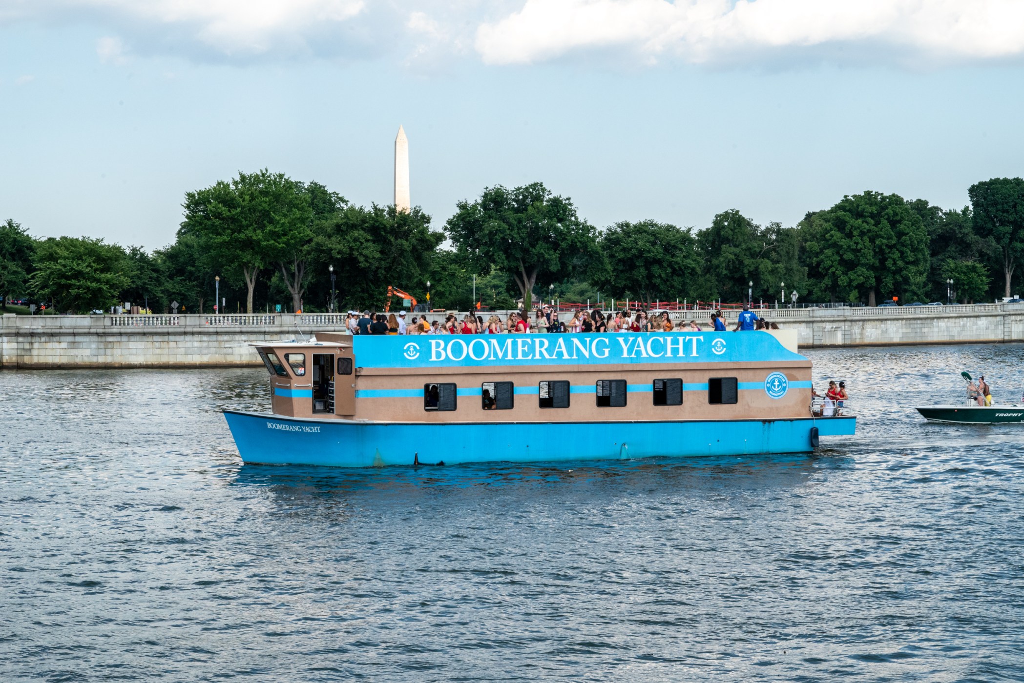 Yacht Cruise in Potomac River, Washington DC | Party Boat Tour