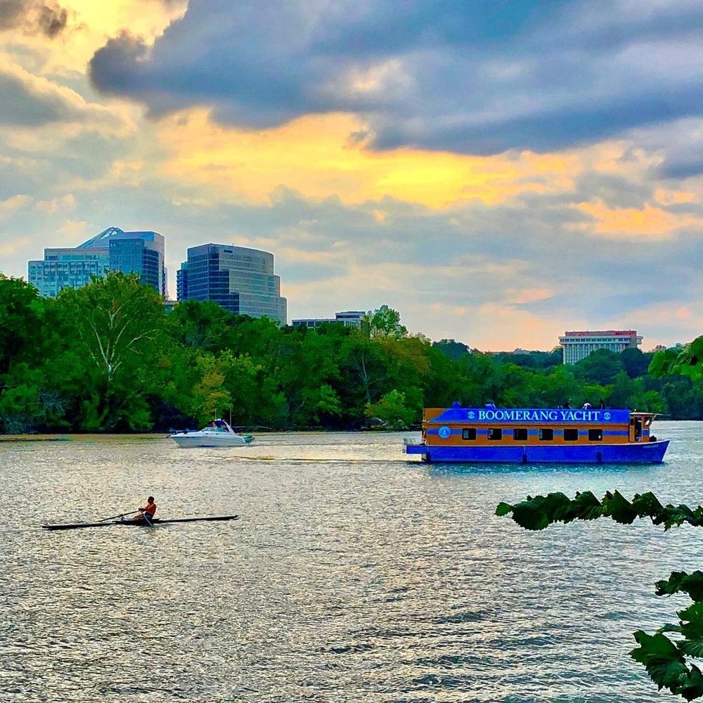 Washington DC River Cruises Press | Boomerang Boat Tours